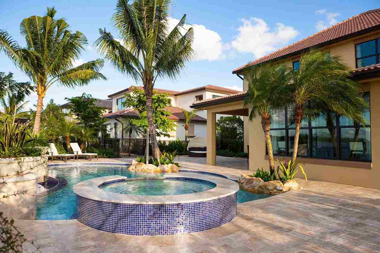 Louden Bonded Pools | Treasure Coast, FL Spa and Pool Builders